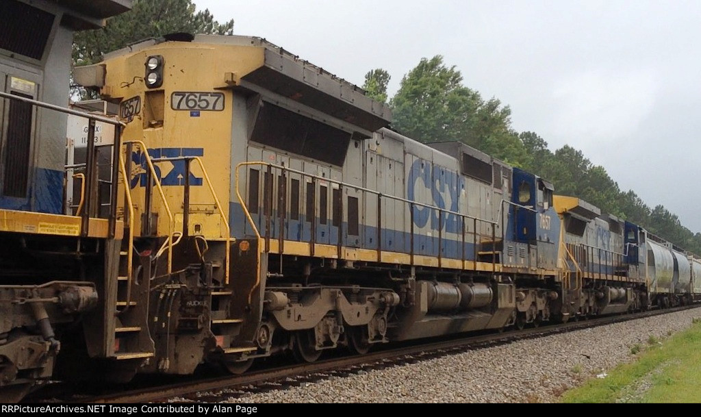 CSX 7657 runs second